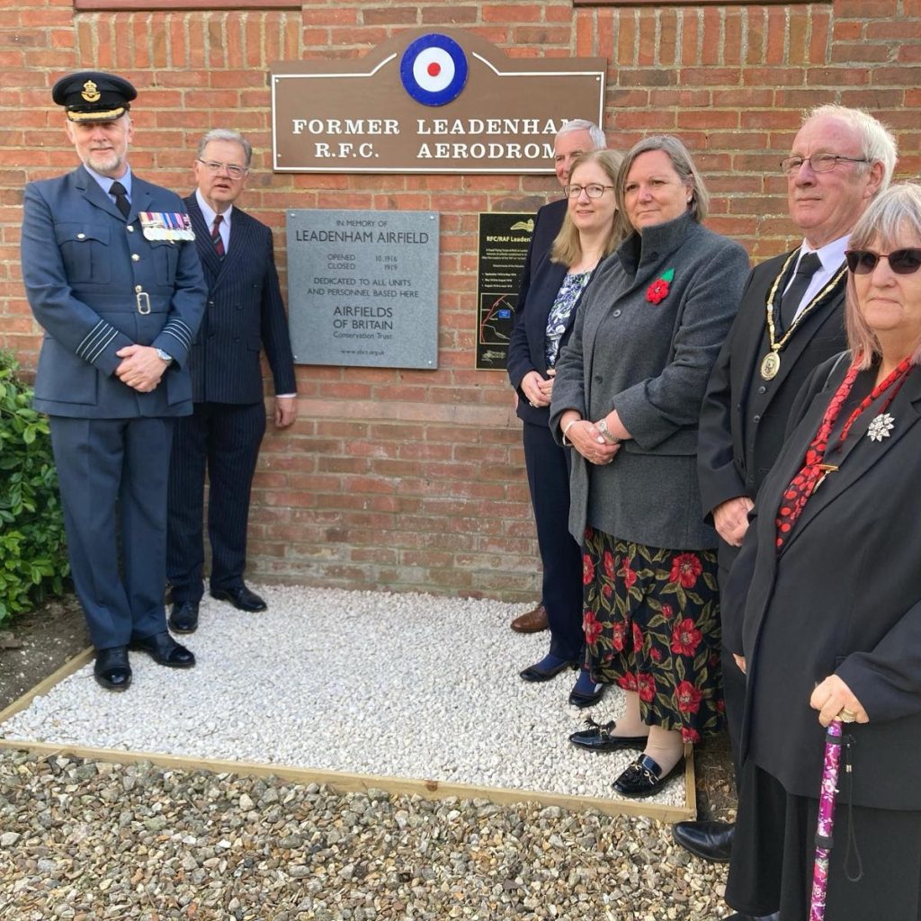 VE Day Memorial Unveiling – Leadenham Village Hall 2000